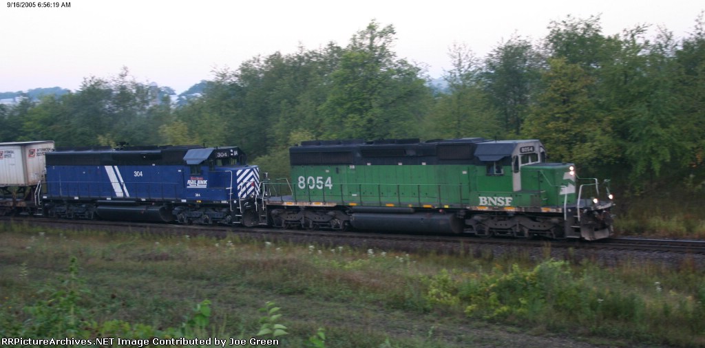 BNSF 8054
